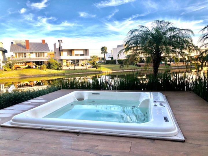 Casa Beira Lago  Jacuzzi Aquecida | 7 Pessoas - Xangri-Lá