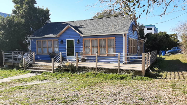 Awesome Cottage One Block Away From Ocean. - Myrtle Beach