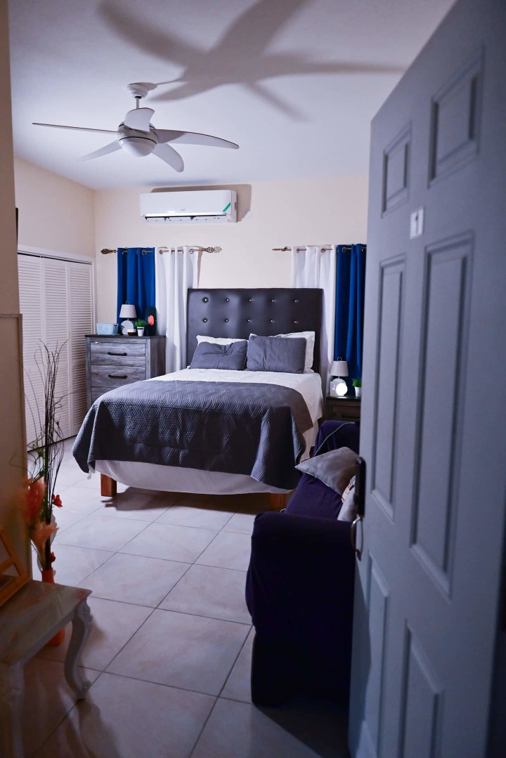 Gated Serenity Mobay 1br Nr Airport - Jamaica