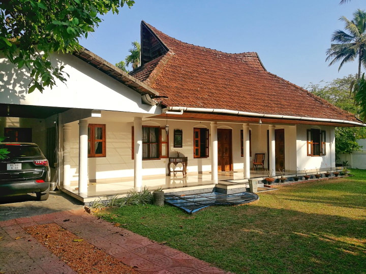 Karingada Heritage Stay Bungalow In Changanassery - Thiruvalla