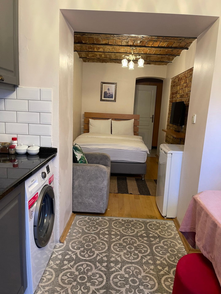 Ozcans Pera Flats 10 - Cihangir