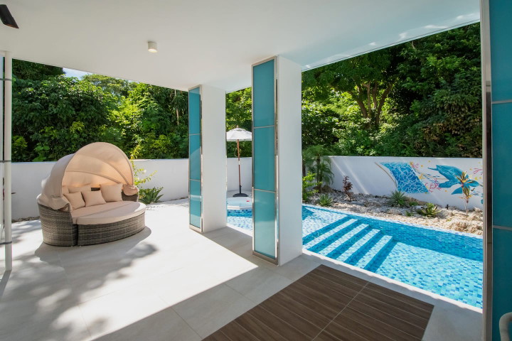 20-minute Drive To A Certain Theme Park Stylish Villa - Fully Equipped With Pool And Jet Bath - Okinawa