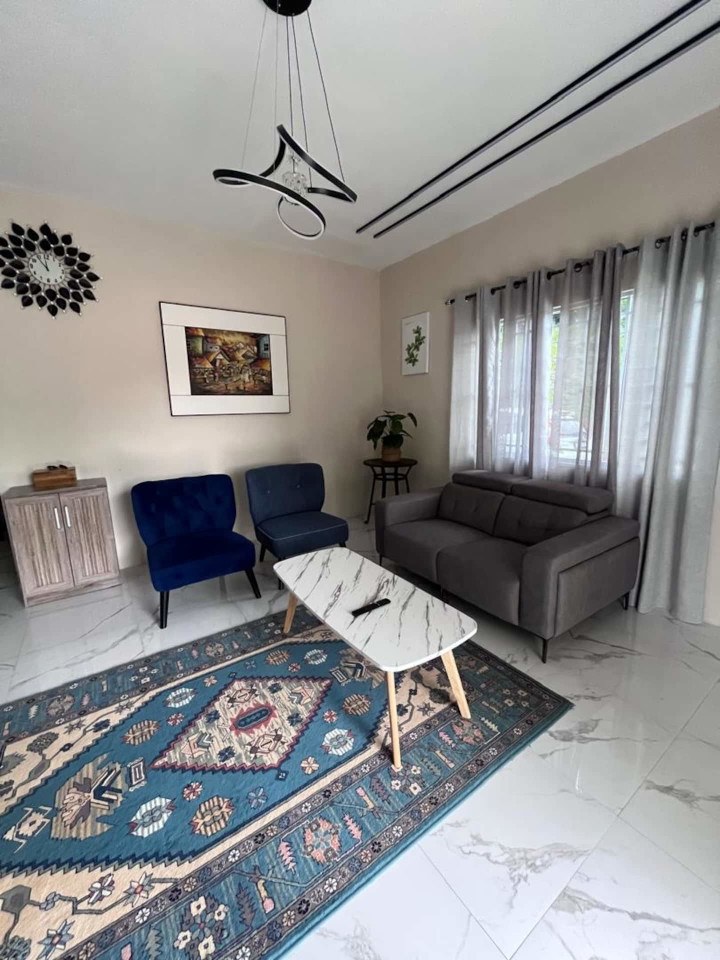 Hilltop Batu 10 Homestay - Bintulu