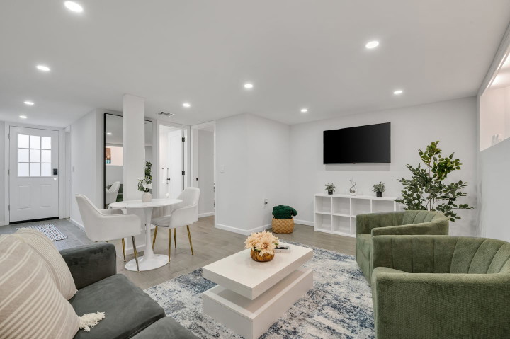 Baldwin Modern Heaven  2b 1bth - Long Beach, NY