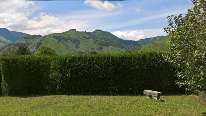 Petite Maison Indépendante Entièrement Rénovée - Vallée d'Aspe