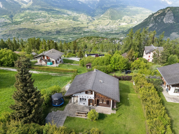 Chalet Familial &nbsp;8&nbsp;Personnes &nbsp;À 5&nbsp;Min De La Piste De L'ours - Sion