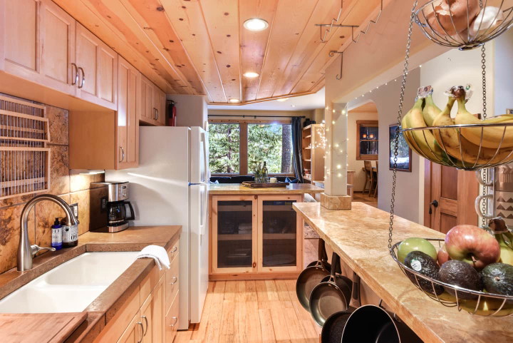Lodgepole Lair - Remodeled, Walk To Tahoe City - Olympic Valley, CA