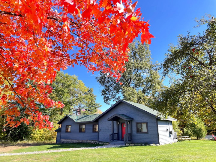 Hilltop- New Charming House, Close To Everything! - Adirondack Mountains