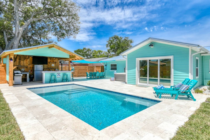Brand New! Pool, Hot Tub, Tiki Bar, Near Beach! - St. Augustine, FL