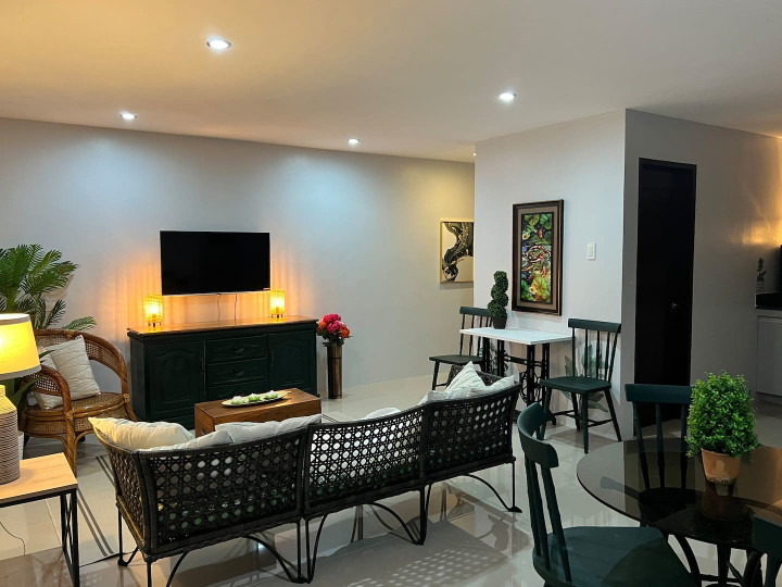 Ar Residences Unit 6 Guest Fave, 1 Bedroom Fit 6-8 - Legazpi City