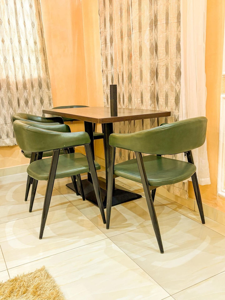 Suite Avec Terrasse - N'Djamena