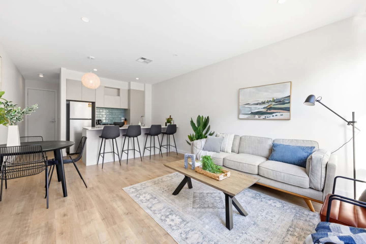 Ultra-modern Spacious 3 Bedroom Townhouse - Port Adelaide