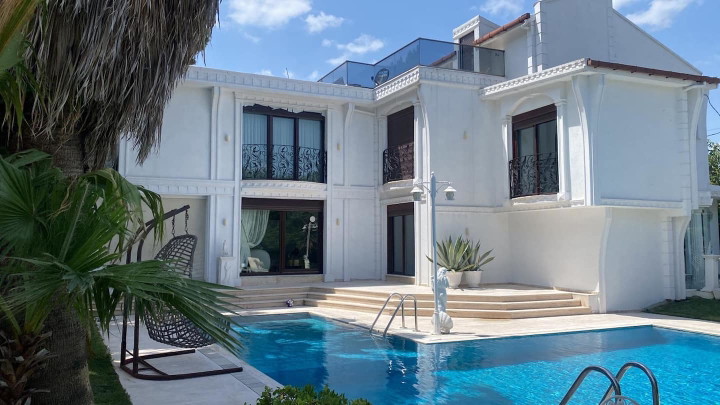 Cloud Nine By Alara | Private Pool & Garden Villa - Sahil