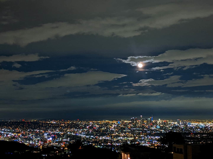 Epic Views! Hollywood Hills Skyvilla: Crow's Nest - Burbank, CA