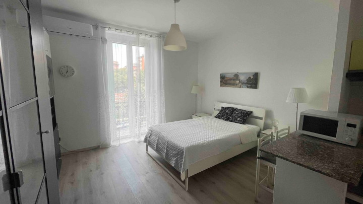 Charming Studio Apartment Overlooking The Dock - Mediolan