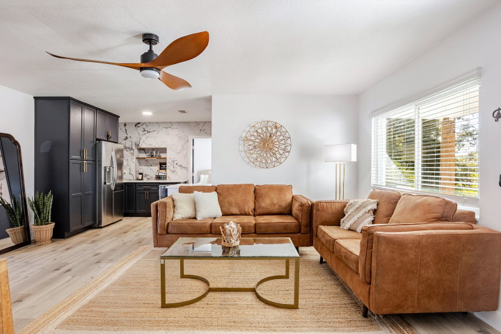 Clearwater Modern Coastal Home Private Jacuzzi - Clearwater, FL