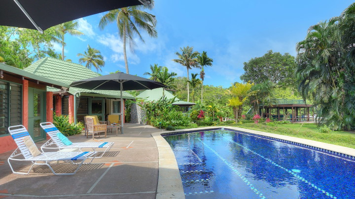 Riverfront Estate, Walking Distance To Everything, Free Wifi, Family Friendly! - Fiji