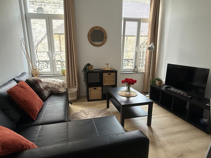 Small Central Apartment - Chimay