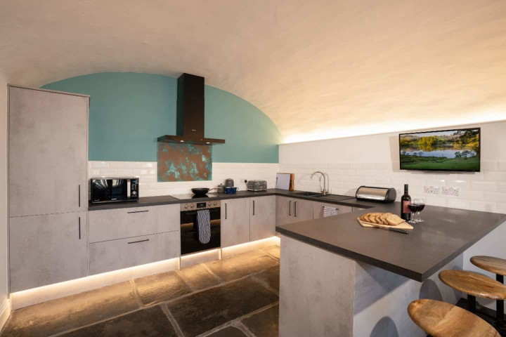 2 Bedroom Waterhead Range Cottage By Letmestay - Ambleside
