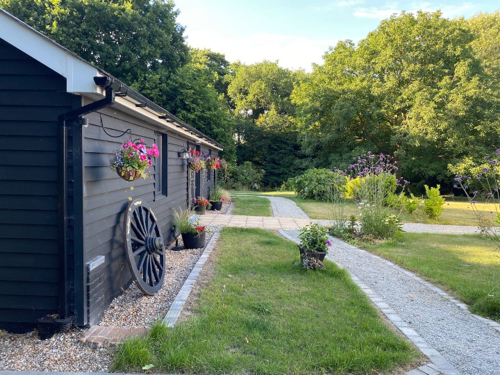 Kentish Country Side, Hot Tub, Great Outside Space - Tenterden
