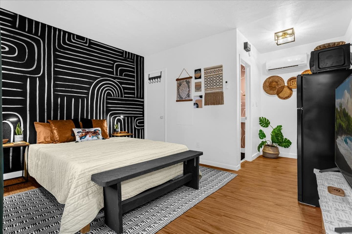 Private Artsy Guest Suite In The Heart Of Orlando - Orlando, FL