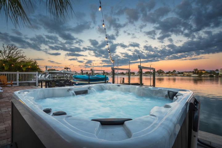Waterfront Sunset | Hot Tub Kayaks Walk To Beach - Indian Rocks Beach, FL
