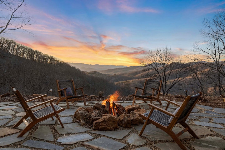 Sauna + Views: Private Franklin Cabin On 10 Acres - Franklin, NC