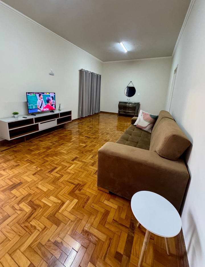Região Central C/ 3-ar Casa Ampla E Confortável - Londrina