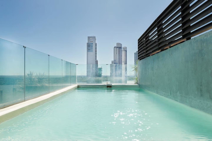 Dazzler Rosario| 2 Twin Beds| Near Shops & Dining - Rosario