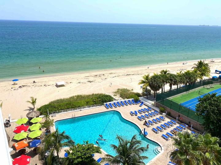 Modern Style 1bed/1bath Resort Style Apartment - Fort Lauderdale, FL
