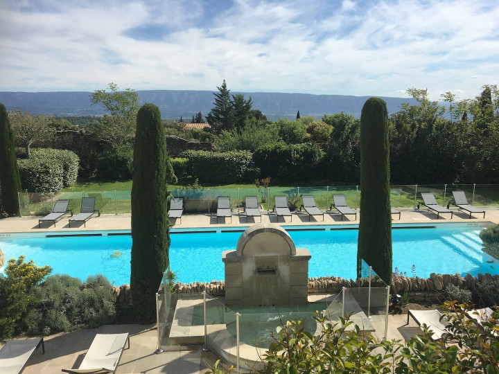 Charmant Bastidon Climatisé En Rez-de-jardin - Gordes