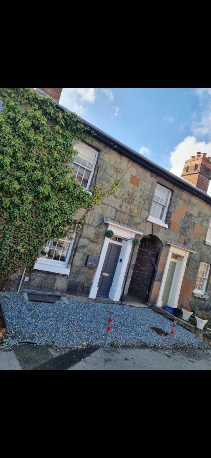 No. 3 Waterloo Place - Welshpool