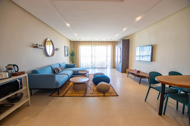 Designer Seaside Apt W/ Pool - Parking - Sleeps 4 - Taghazout