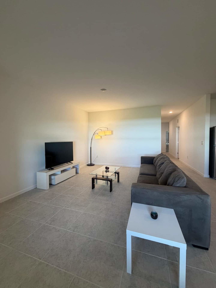 3bd/2ba + 2 Car Garage Near Lake Alfred - Winter Haven