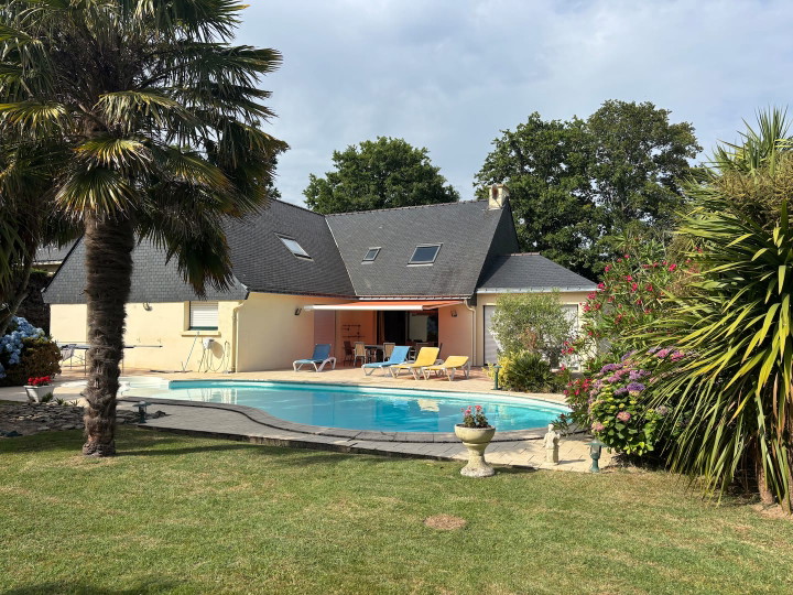 Villa Lumineuse Avec Accès Piscine - Vannes