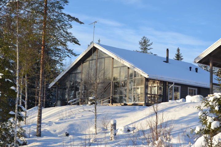 Aurinko-saaga 2 Paritalo Lasiterassihuoneisto - Suomussalmi