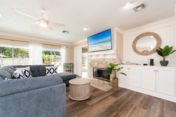 New Furnishings, Pool, Wi-fi - Pinellas County, FL