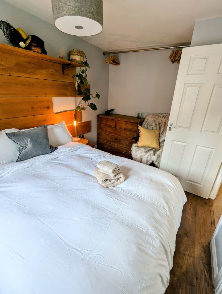 Comfy, Stylish Home From Home - Witney
