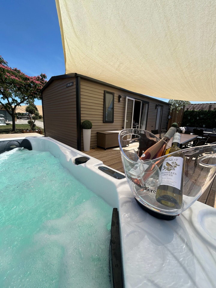 Lake Spa And Sauna - Issoudun