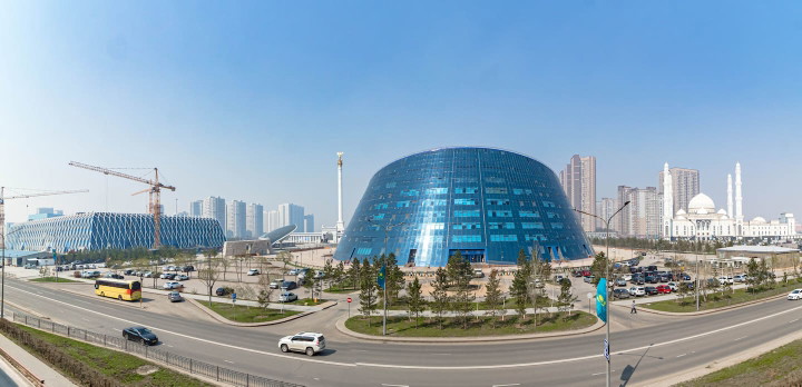 Large Luxury Apartments - Nur-Sultan