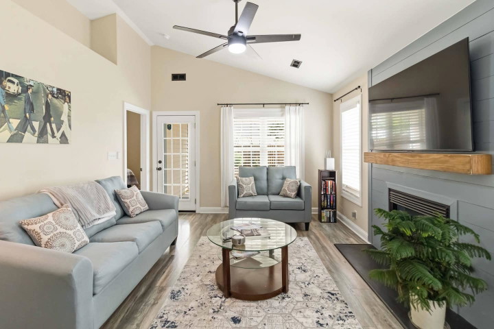 Southern Charm | Cozy 3br/2ba Retreat - Wilson, NC