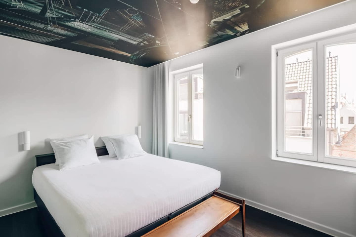 Romy | Stylish & Bright Room For Two In Bruges - Oostkamp