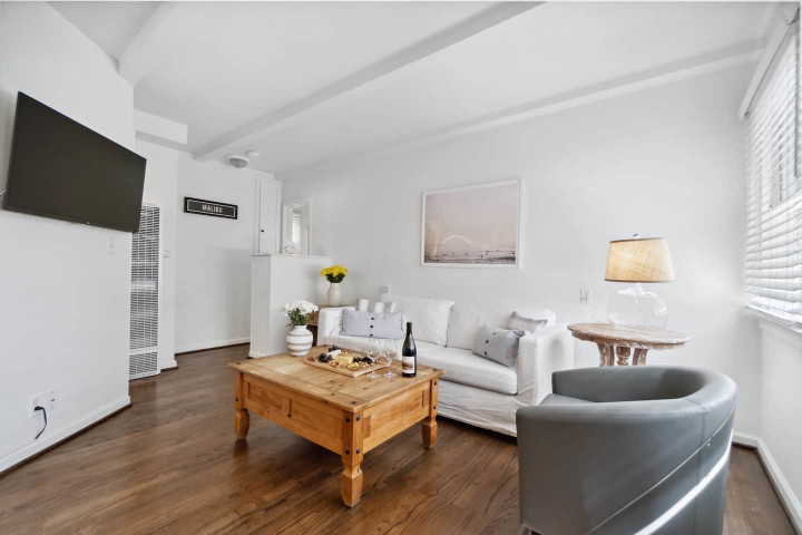Malibu, Carbon Beach - Suite One - Malibu, CA