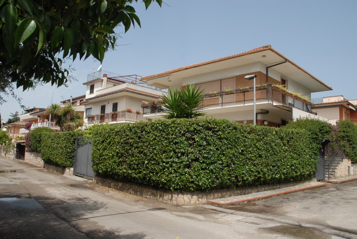 House Fiorita With 3 Apartments For 20 People - Gaeta