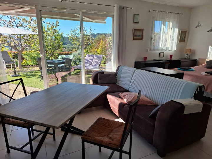 Suite Spacieuse 2 à 4pers. 2 Lits 140,jardin, Vue - Le Castellet