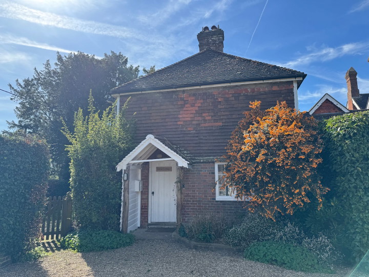 Stone Cottage - Crowborough