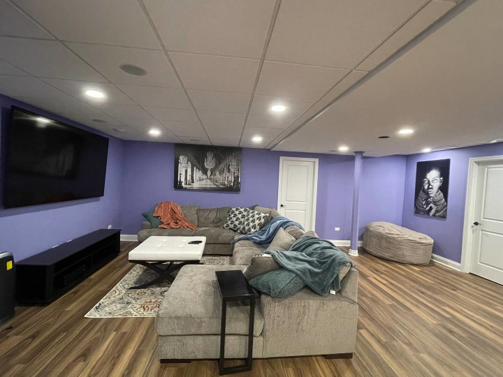 Adorable 2 Bedrooms Space With Parking On Site - Oswego, IL