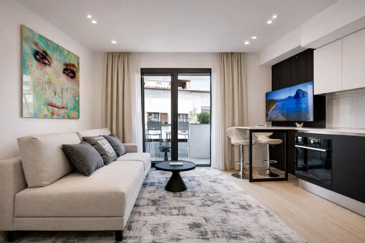 Garden View Flat + Elevator + New Built + Carpark - Olbia