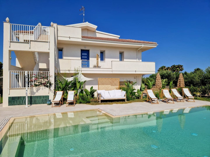 Family Friends Aromi Garden & Shared Pool - Pozzallo