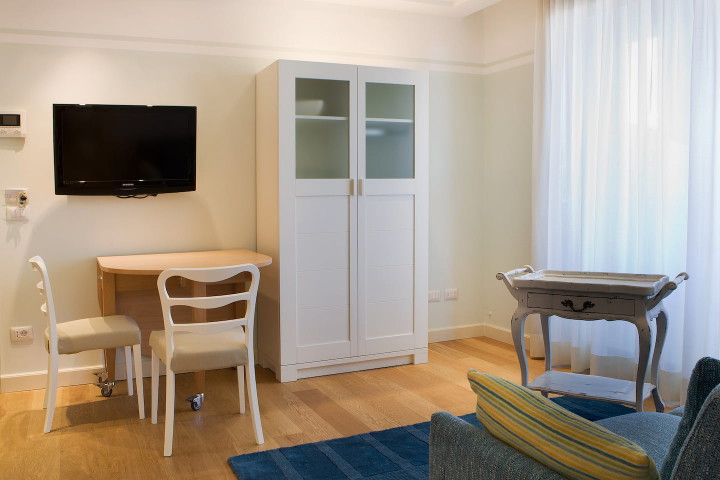 Residence Lungomare Charming Apartments Trilocale - Riccione